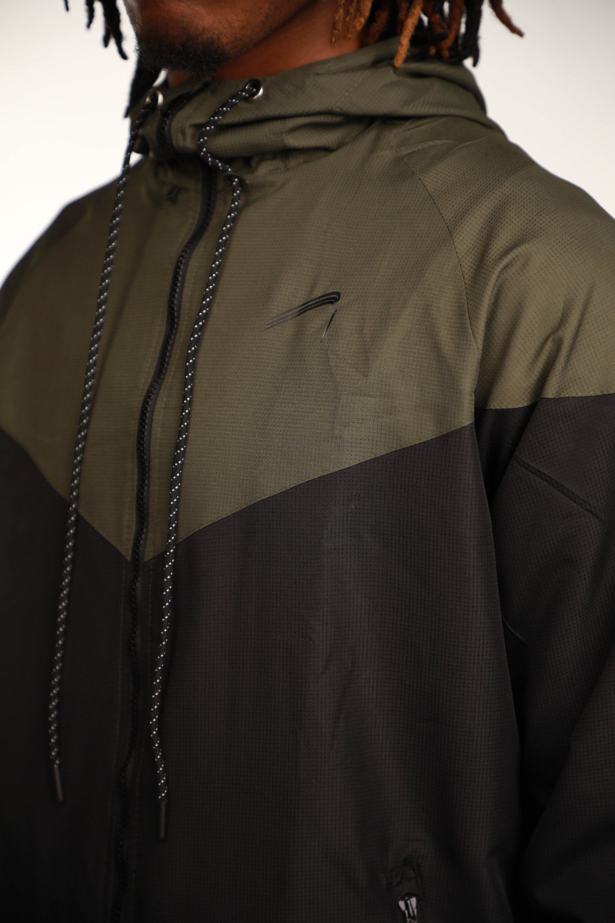 Elite Two Tone Windbreaker - Black – ELITE BY ECW - Team Sports